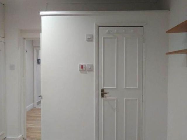 2 bedroom flat in New Malden