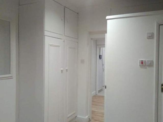 2 bedroom flat in New Malden