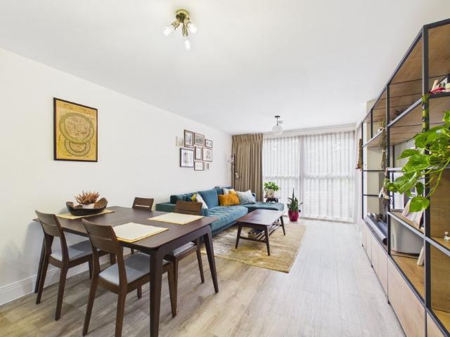 2 bedroom Flat in Oldfield Road, Maidenhead