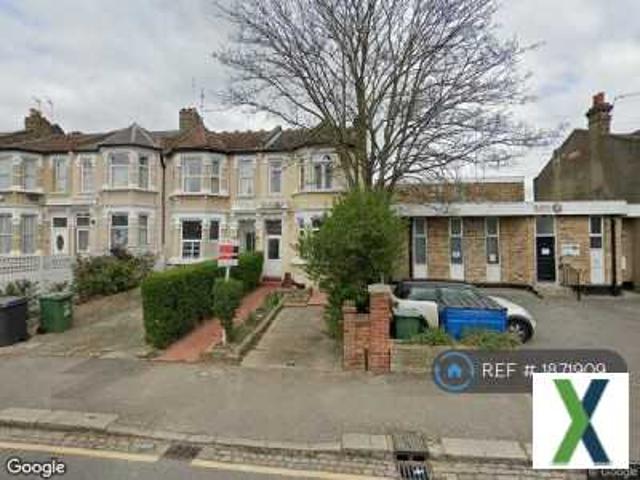 2 bedroom flat in Queens Road, London E11 Ibb, E11 2 bed #1871909