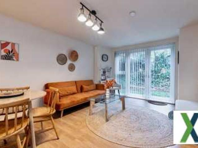 2 bedroom flat in Redcliffe Gardens, Nottingham, NG3 2 bed #2415725