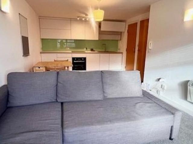 2 bedroom flat in Sheffield