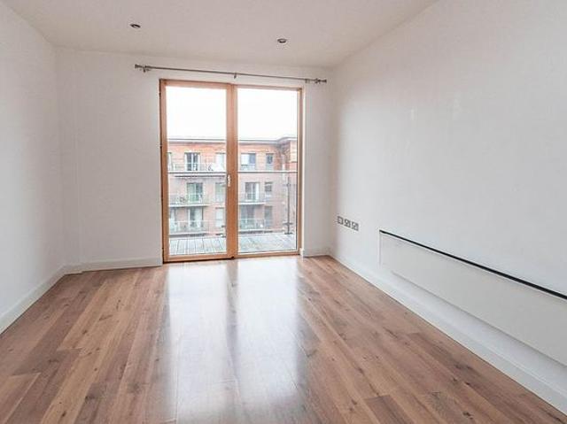 2 bedroom flat in Sheffield