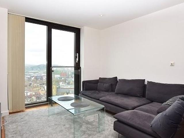 2 bedroom flat in Sheffield