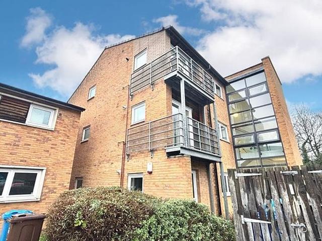 2 bedroom flat in Sheffield