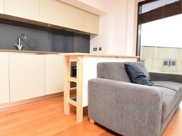 2 bedroom flat in Sheffield