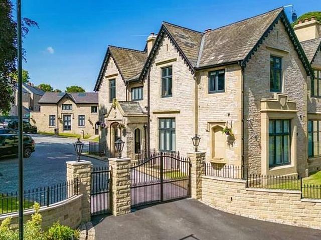 2 bedroom flat in Sheffield
