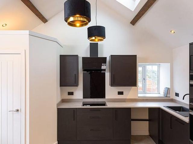 2 bedroom flat in Sheffield