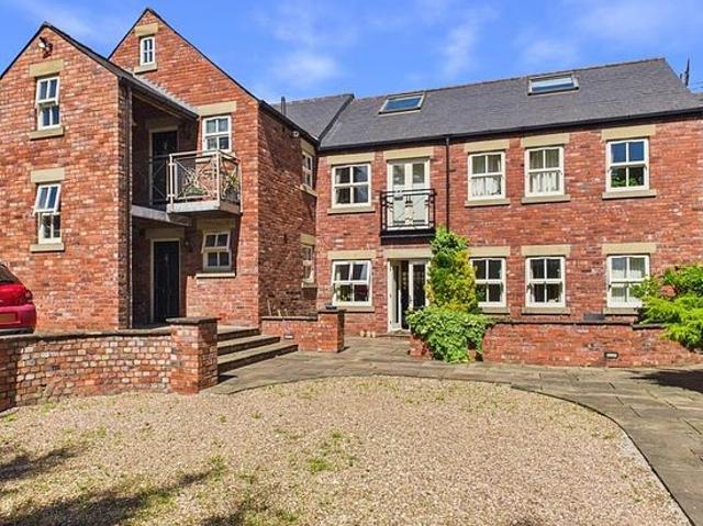 2 bedroom flat in Sheffield