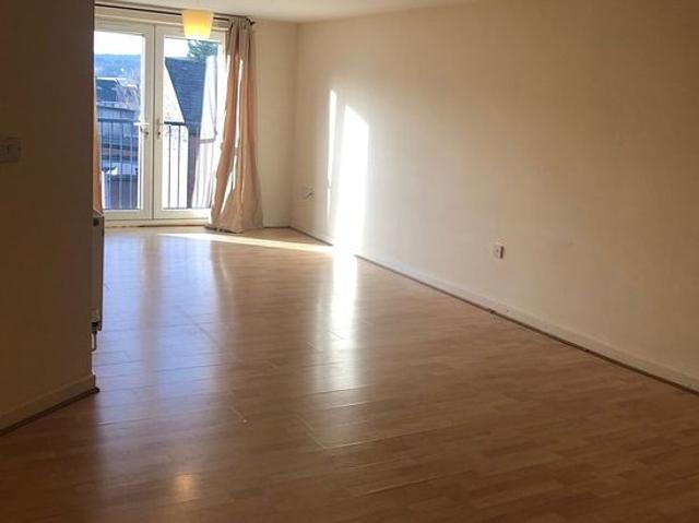 2 bedroom flat in Sheffield