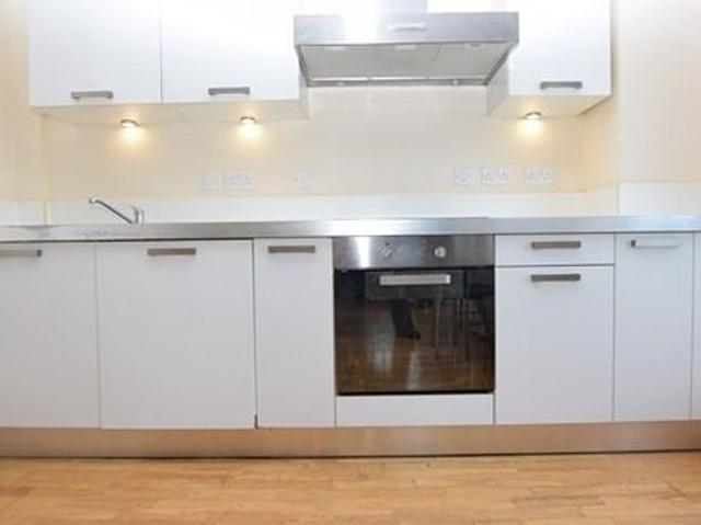 2 bedroom flat in Sheffield