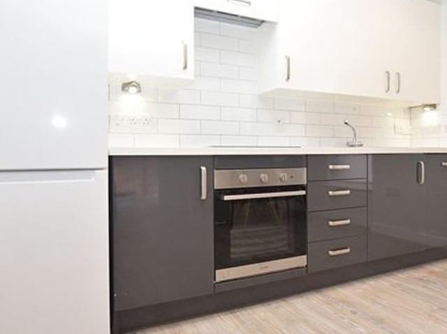 2 bedroom flat in Sheffield
