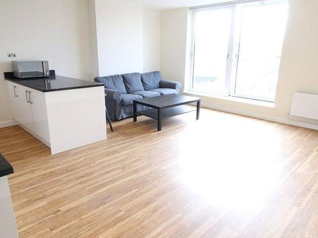 2 bedroom flat in Sheffield