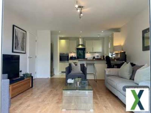 2 bedroom flat in St. Pauls Mews, Crawley, RH10 2 bed #2335374
