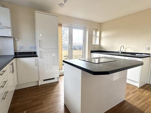 2 bedroom flat in Sutton Coldfield