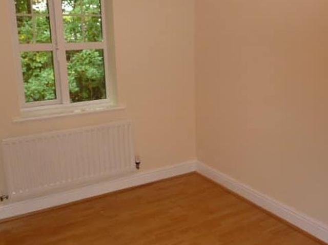 2 bedroom flat in Sutton Coldfield
