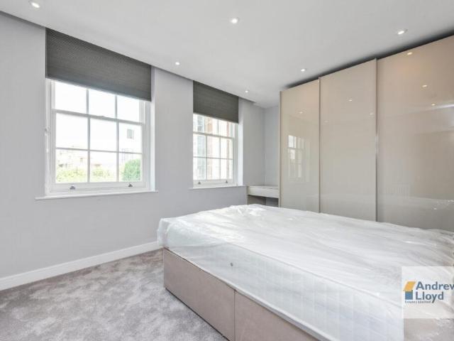2 Bedroom Flat – New North Road. 2 bed flat to rent £2,800 pcm £646 pw
