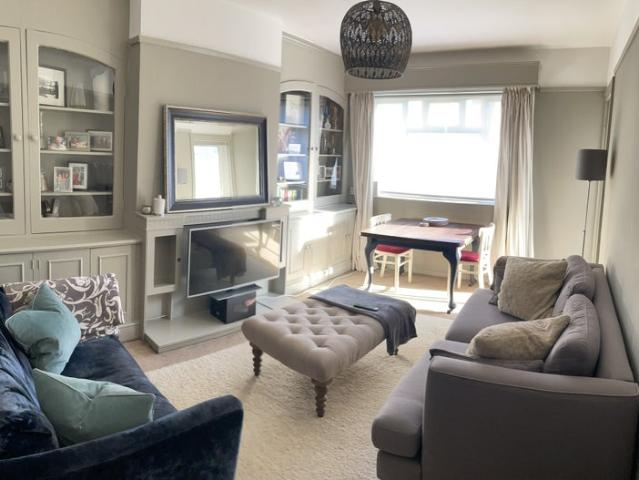 2 Bedroom Flat Parsons Green