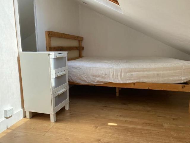 2 bedroom flat share to rent