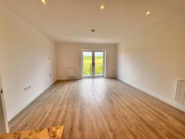 2 Bedroom Flat/Apartment To Rent in Ashford