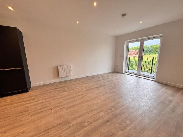 2 Bedroom Flat/Apartment To Rent in Ashford