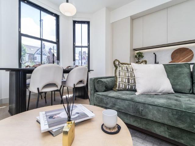 2 Bedroom Flat/Apartment to rent