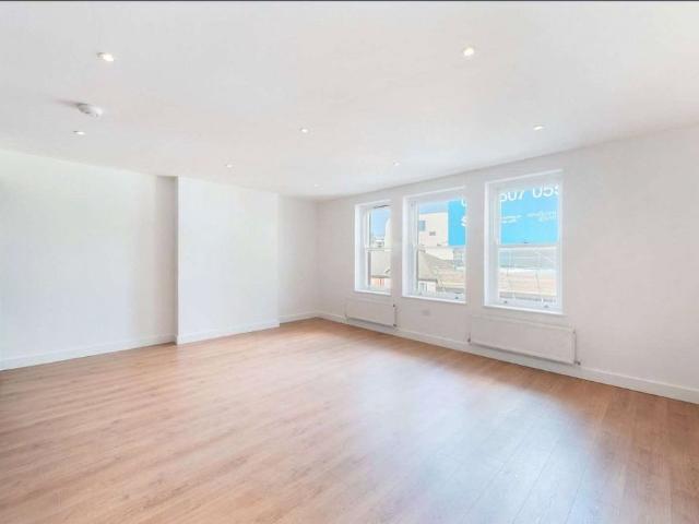 2 Bedroom Flat/Apartment to rent
