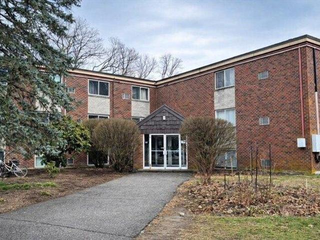 2 bedroom, Framingham MA 01702 102254011