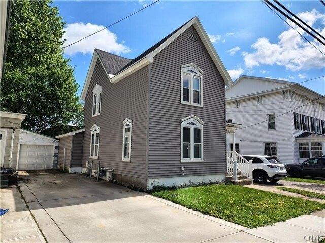 2 bedroom, Frankfort NY 13340 104898230