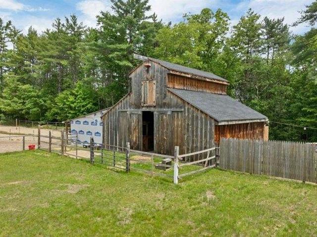 2 bedroom, Franklin NH 03235 103439715