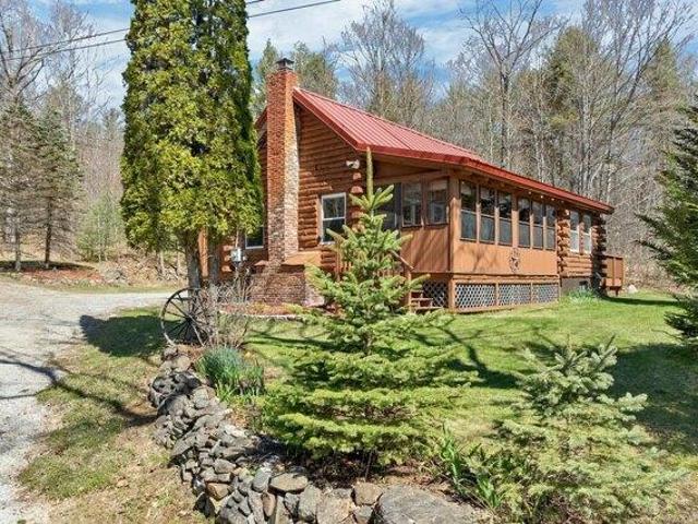 2 bedroom, Franklin NH 03235 LS102062122