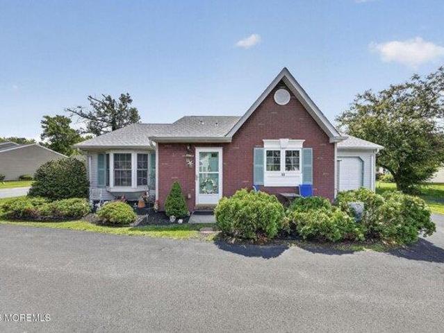 2 bedroom, Freehold NJ 07728 104808769