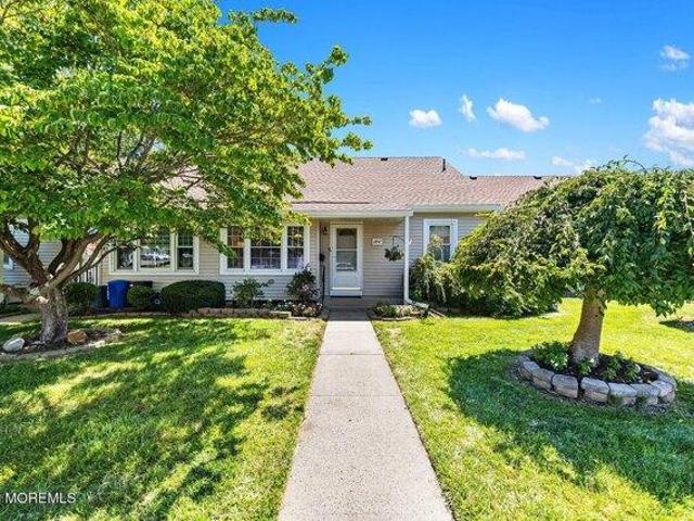 2 bedroom, Freehold NJ 07728 105191933