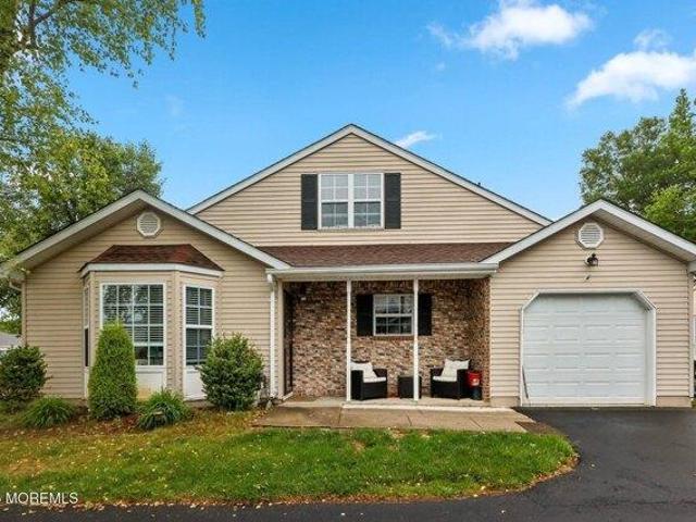 2 bedroom, Freehold NJ 07728 102723780