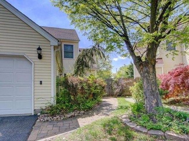 2 bedroom, Freehold NJ 07728 LS102254218