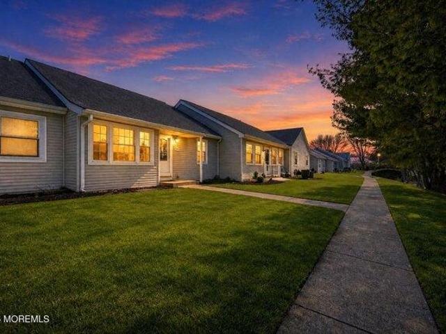 2 bedroom, Freehold NJ 07728 LS102312421