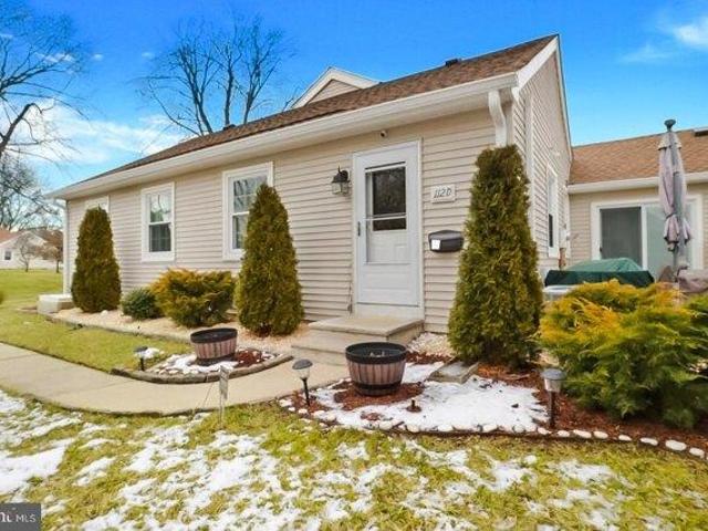 2 bedroom, Freehold NJ 07728 LS102317358