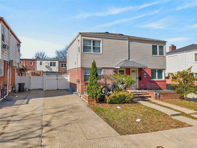 2 bedroom, Fresh Meadows NY 11365 103621726