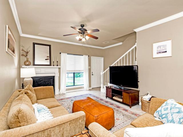 2 Bedroom Furnished Townhome off Jefferson Hwy| All Utilities Included|Community Pool| Long Term Rental