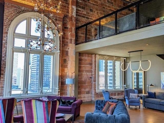 2 bedroom, Kansas City 64105 77898365