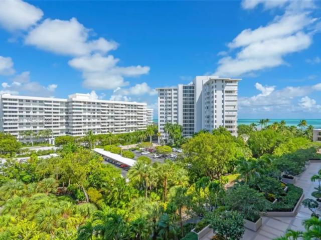 2 bedroom, Key Biscayne Fl FL 33149 102587716