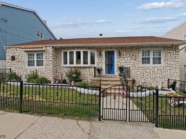 2 bedroom, Kearny NJ 07032 104479857