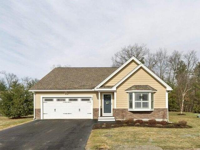 2 bedroom, Kingston NH 03848 102120219