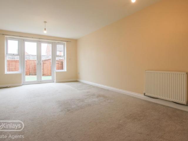 2 BEDROOM HOUSE