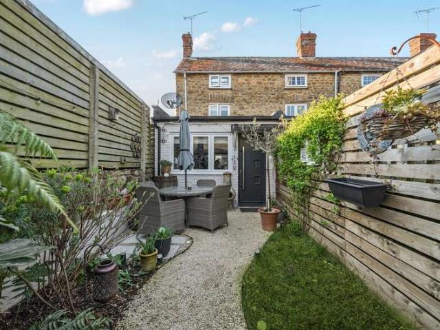 2 Bedroom House