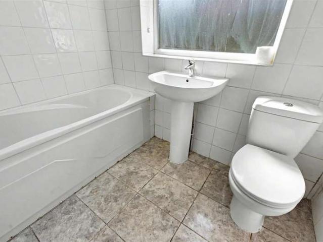 2 Bedroom Terraced House