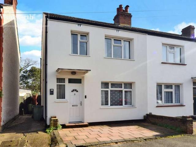 2 Bedroom House