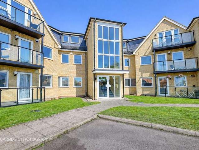 2 Bedroom Apartment Flat