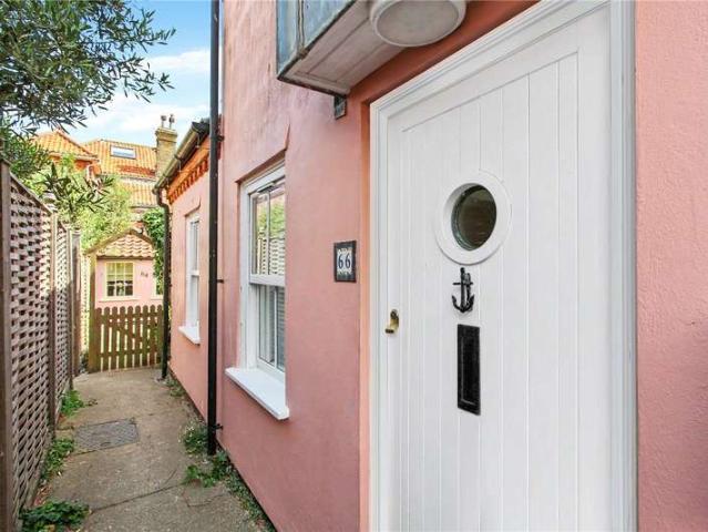 2 Bedroom House