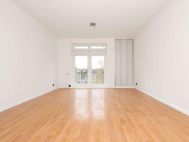 2 Bedroom Apartment Flat